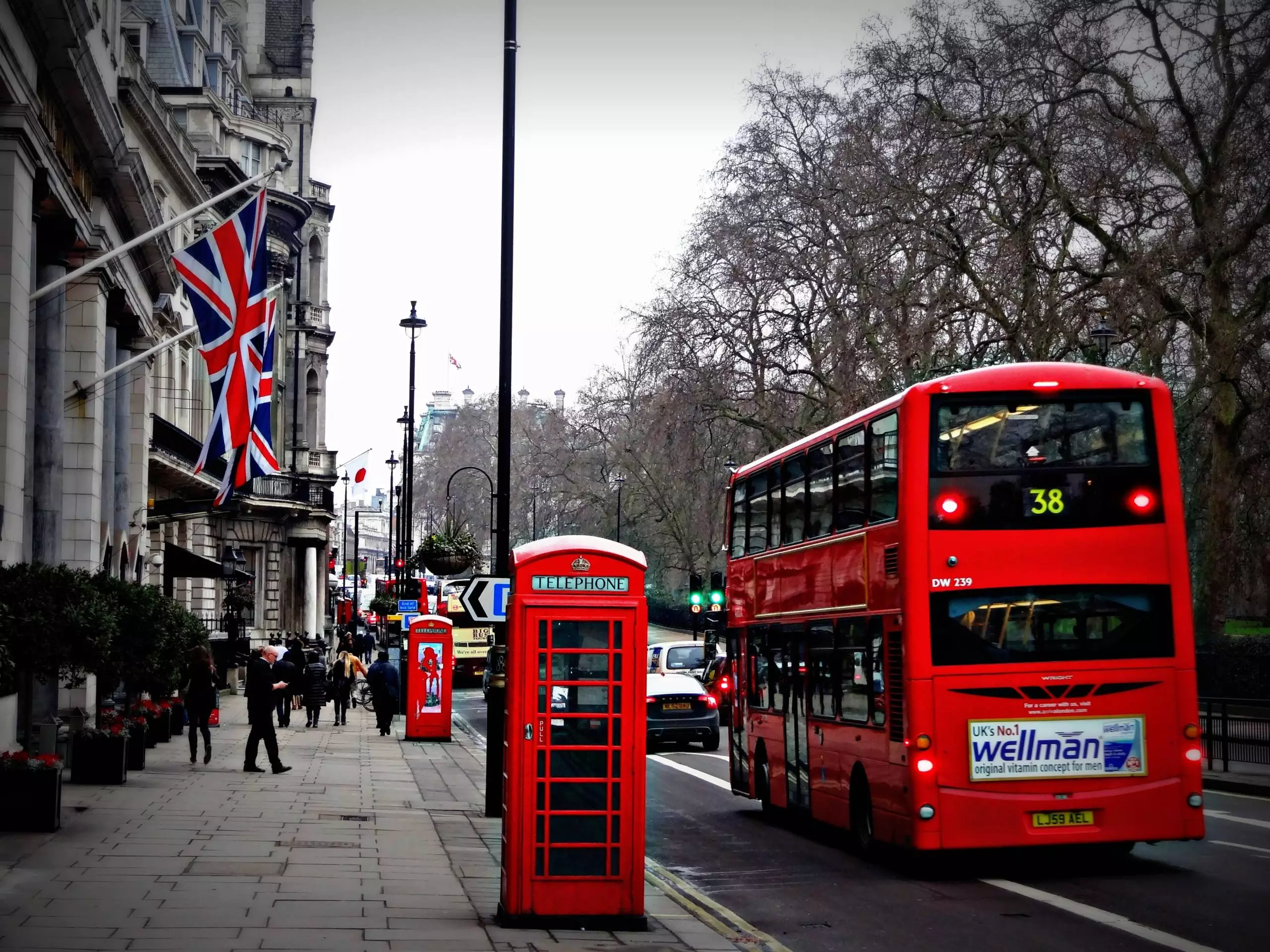 Ang London hingpit alang sa unang higayon nga pagbisita sa Europe. (Hulagway ni Paulo Habreuf)