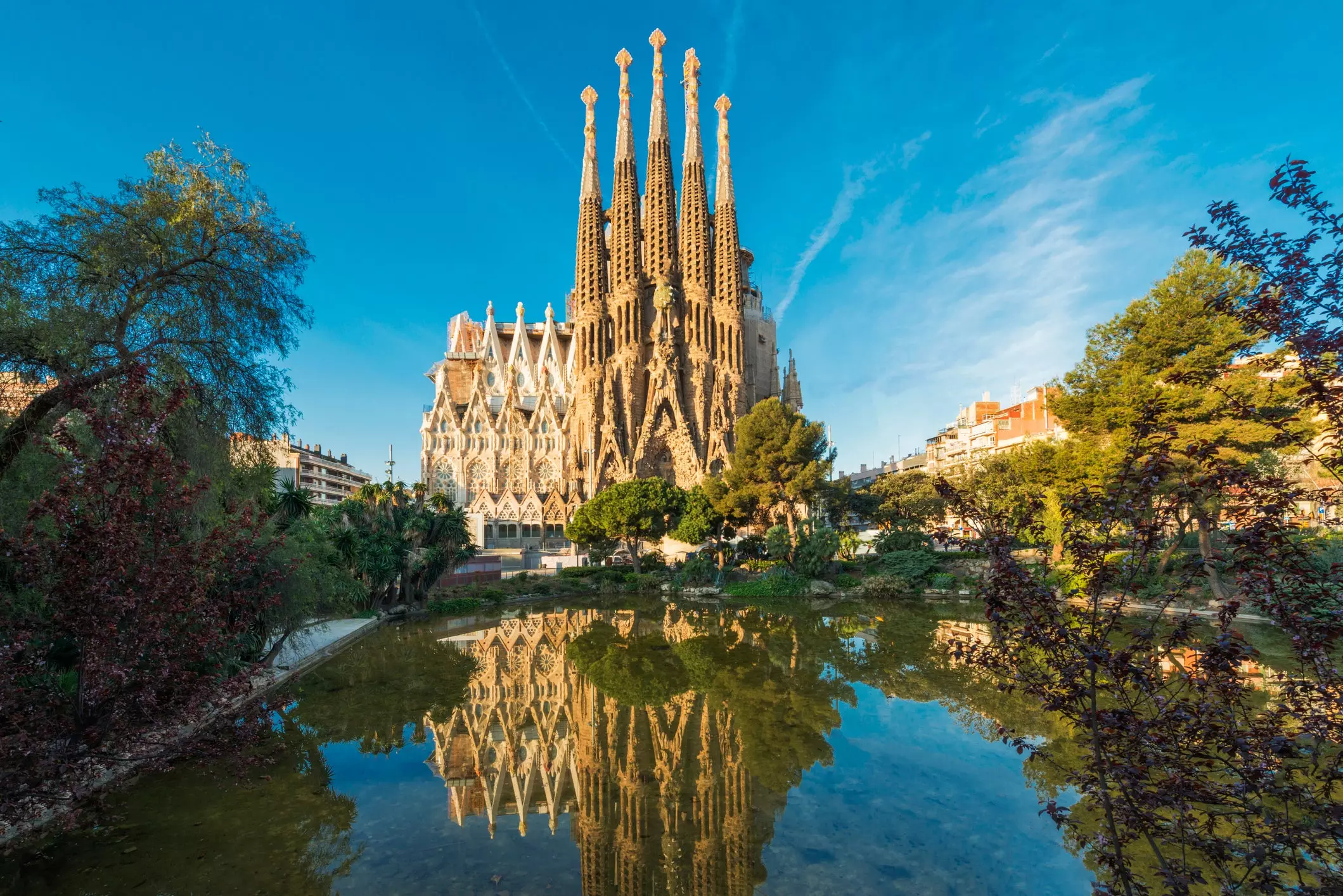 Sagrada Familia (Tanatat pongphibool, Taýland / Getti suratlary)