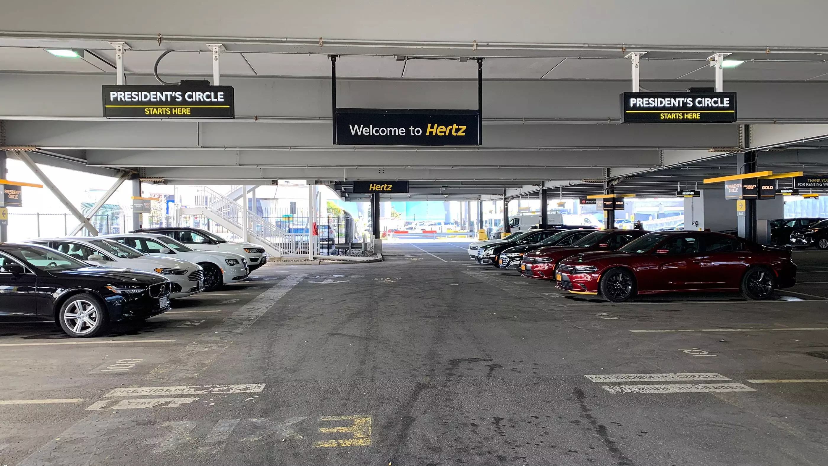 hertz-presidents-circle-garage-car-valent-2019