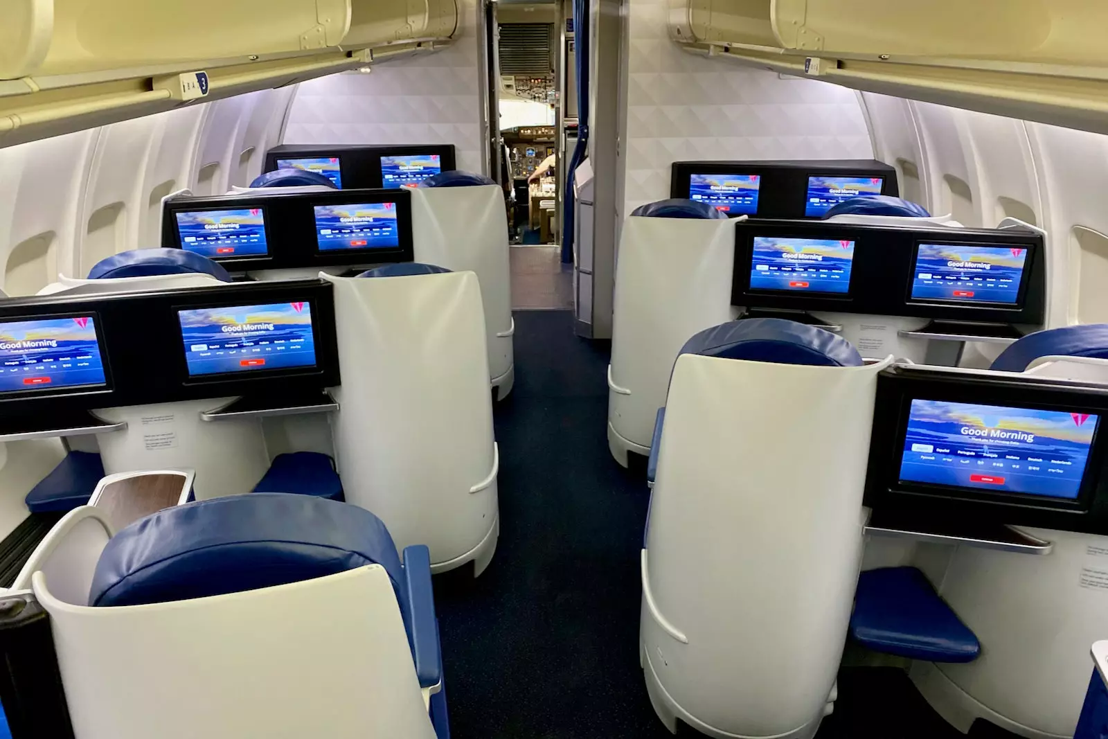 E toe taui atu Delta ia Amerika, JetBlue ma le tele o pepelo i LA 7878_3