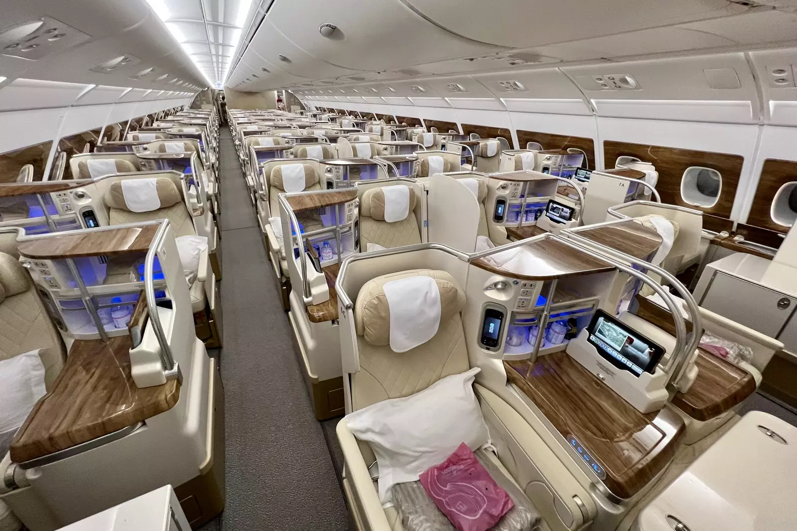 Καμπίνα business class A380 της Emirates