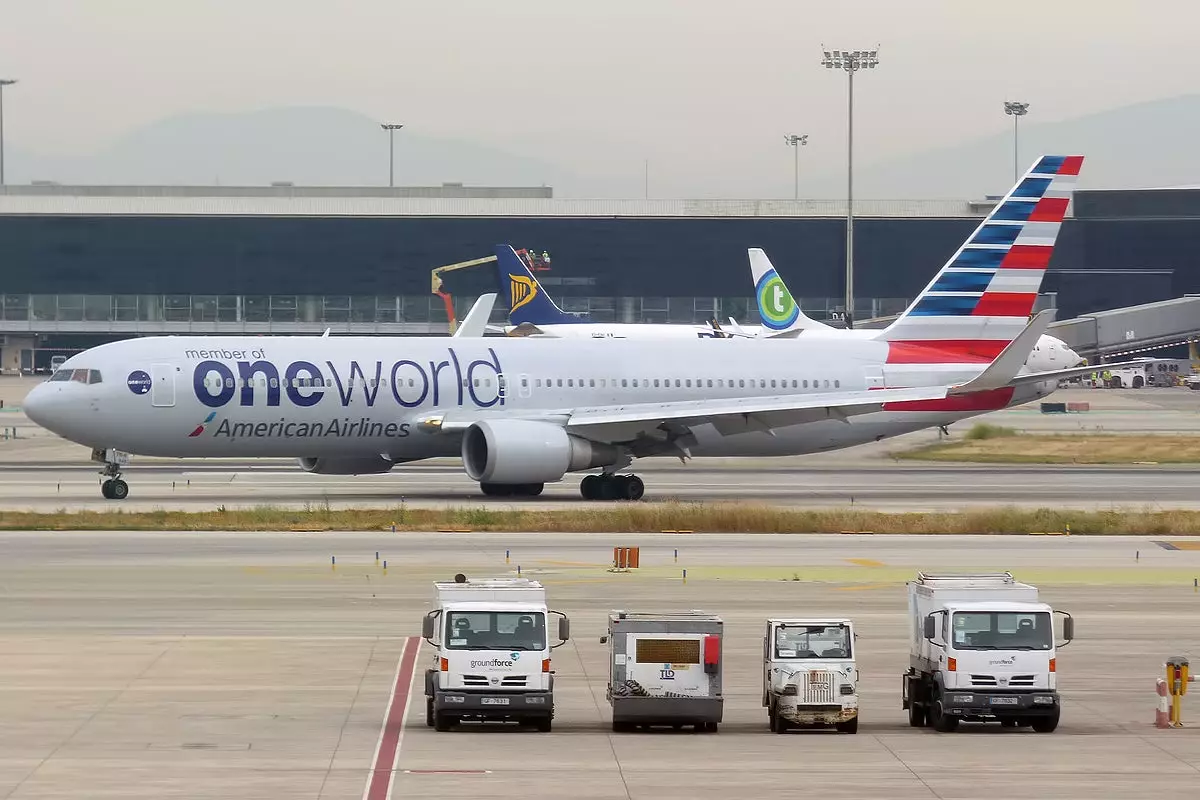 Nggunakake Avios Kanggo Penerbangan Cepet Saka Hub Oneworld