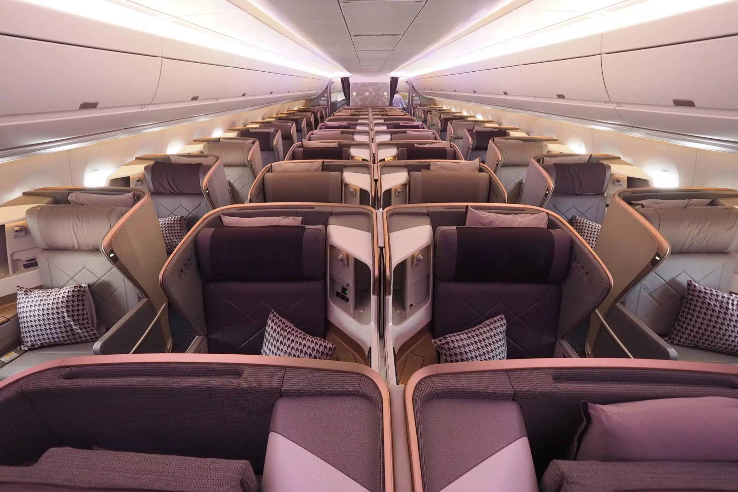 Цього місяця зростають ставки премії Singapore Airlines 888_1