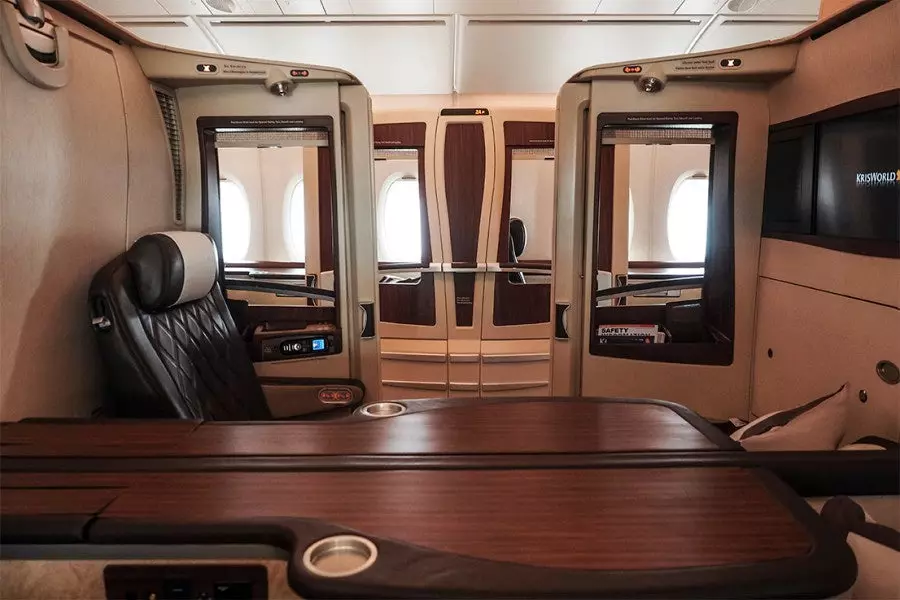 A380 dagi Singapur Suites.